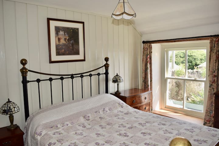Rosie's Cottage - Saint Just
