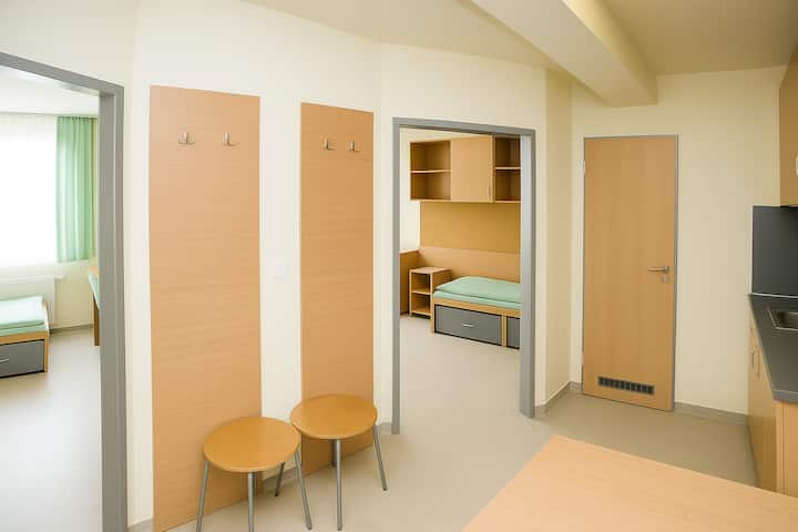 Urbannest Private Family Room - 布達佩斯