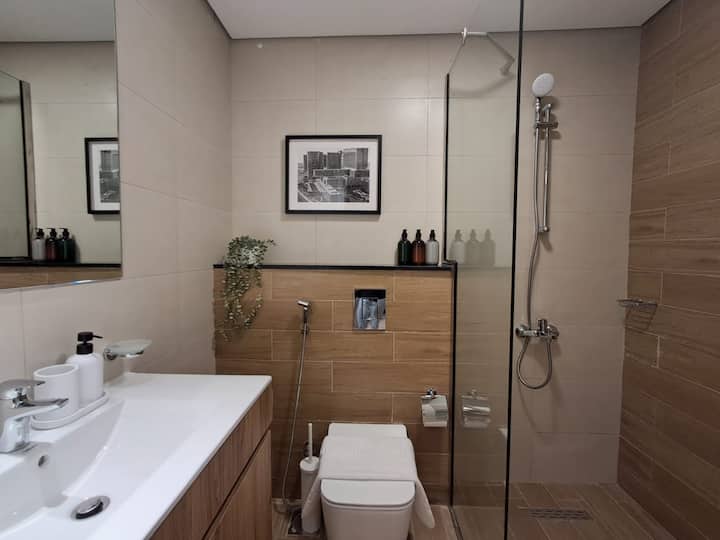1 Br | Designer Choice | Adgm - Abu Dhabi