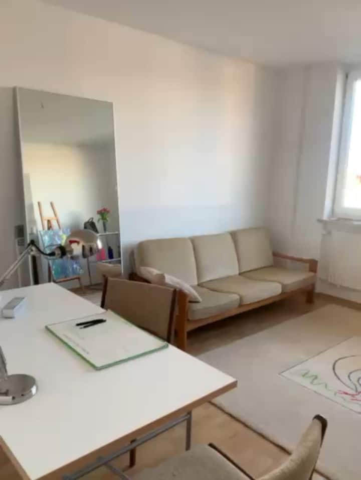 Zentrale, Helle 2 Zimmer Wohnung - Munich