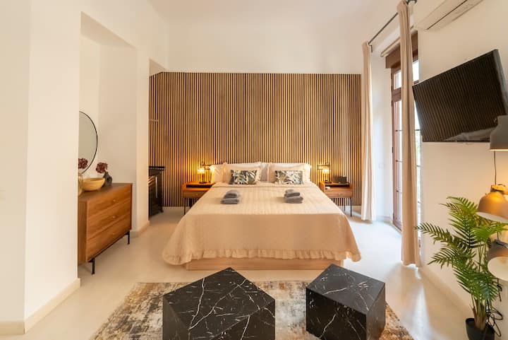 Estudio Céntrico Con Balcones - Málaga