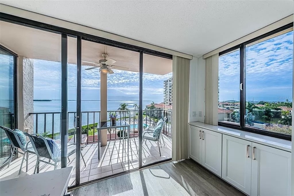 Apartamento de 2 dormitorios en Isla Del Sol, San Petersburgo, Florida ...