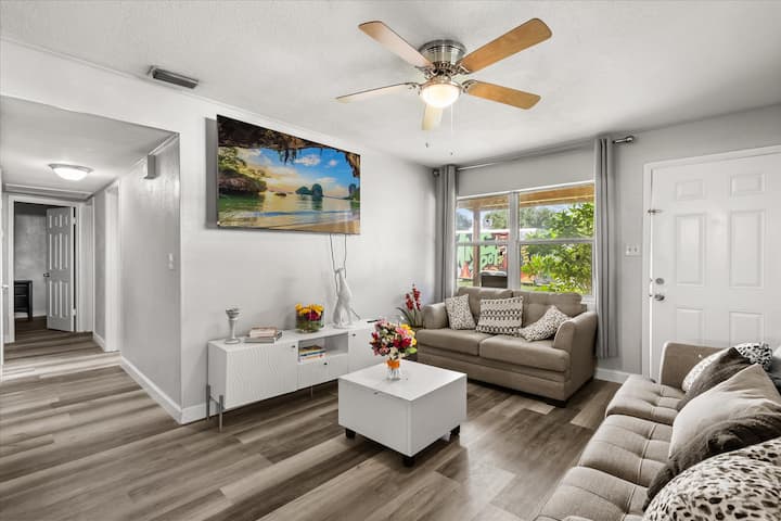 Orlando Beautiful 4-bedrooms - Orlando