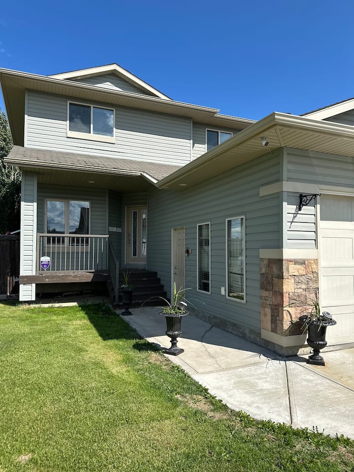 Quiet And Spacious Home - Westlake