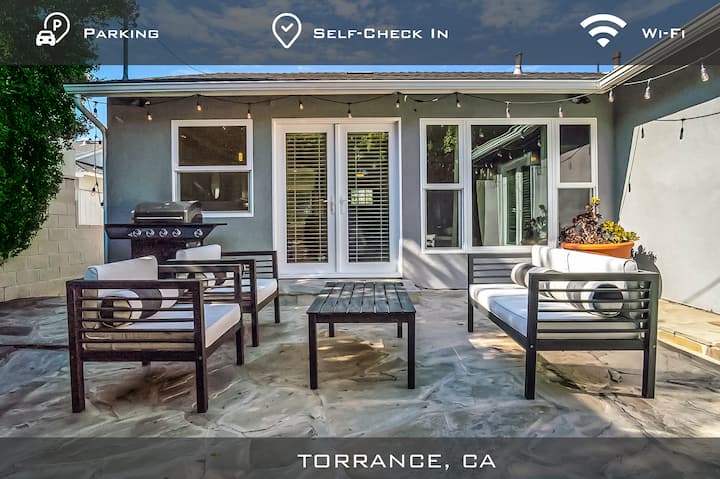 Relaxed Beach Vibes Lodging - Torrance, CA