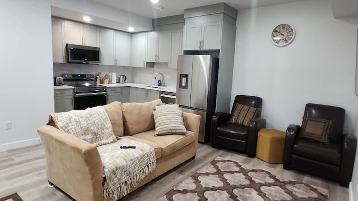 Bright & Cozy 2br Suite Near Wem - Spruce Grove