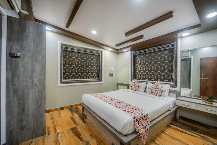 03bhk Villa With Living Room Near Venna Lake - Mahabaleshwar