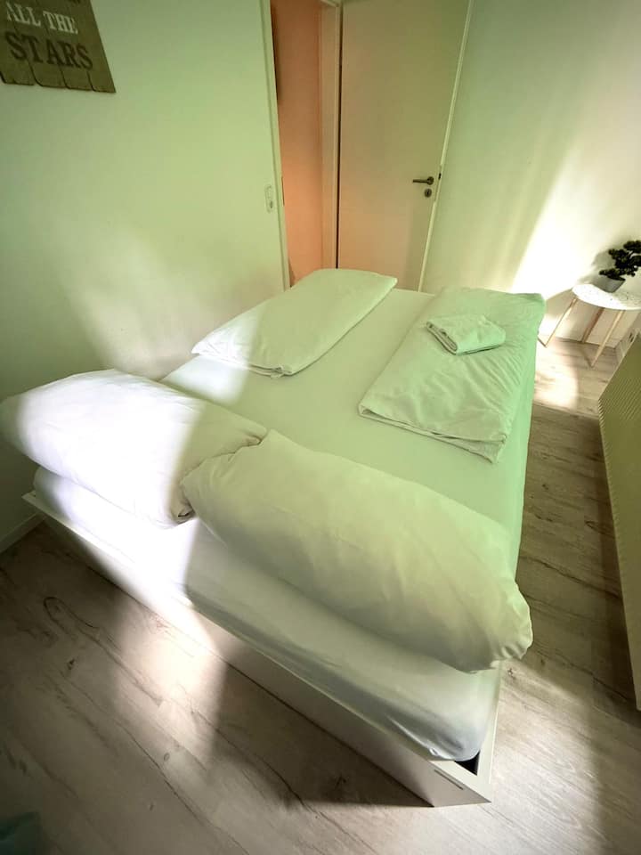 Tolle Stadt-wohnung Viel Platz, - Stuttgart