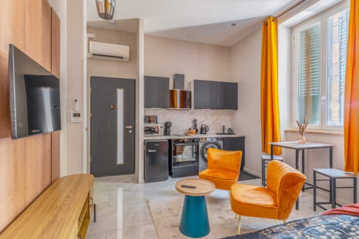 Studio Moderne Chaleureux - Lyon