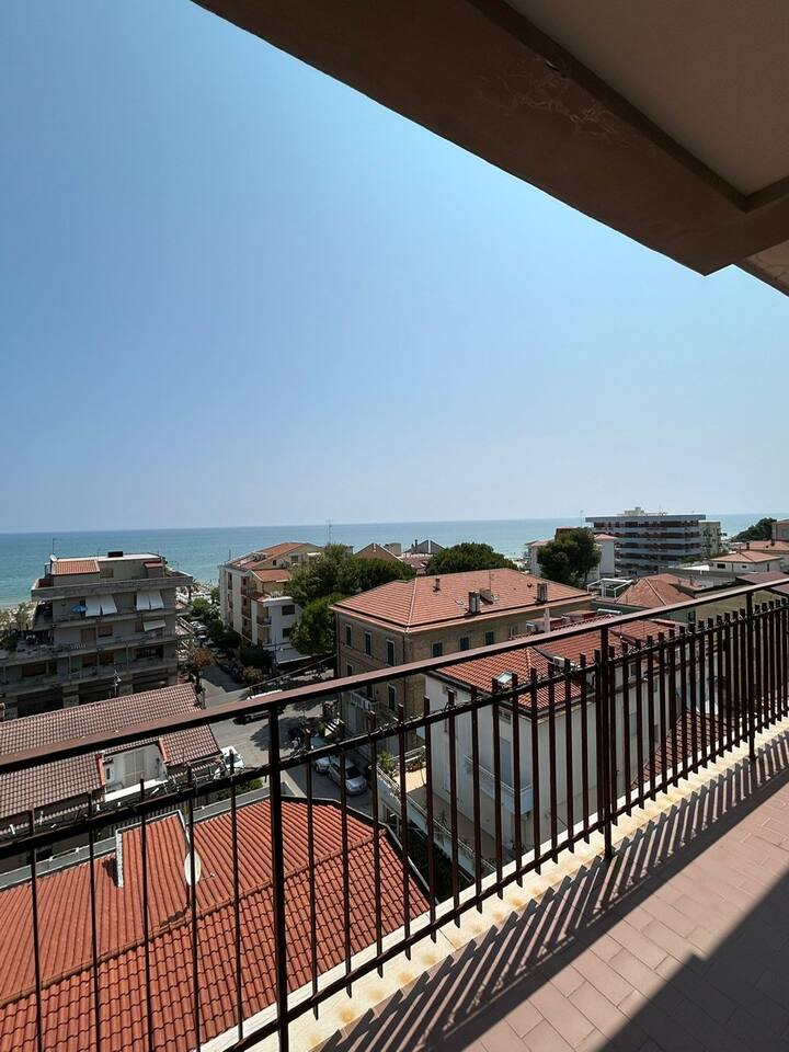 Sesto Cielo Sul Mare - Pineto