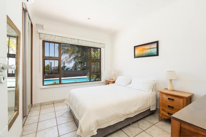 Private Room With Bathroom Share - Umhlanga