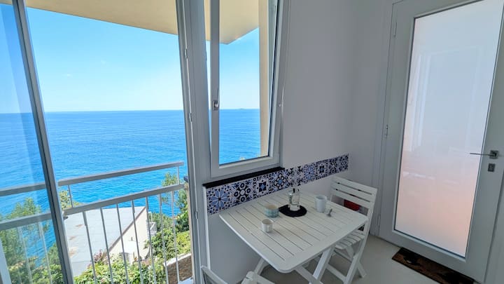 Monolocale Con Terrazzo Sul Mare - Arenzano