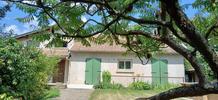 Gîte La Maricette 
Maison Avec Piscine. - Safari de Peaugres