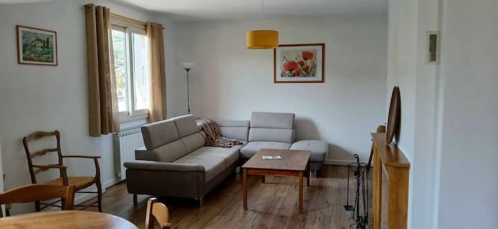 Gîte La Maricette 
Maison Avec Piscine. - Annonay
