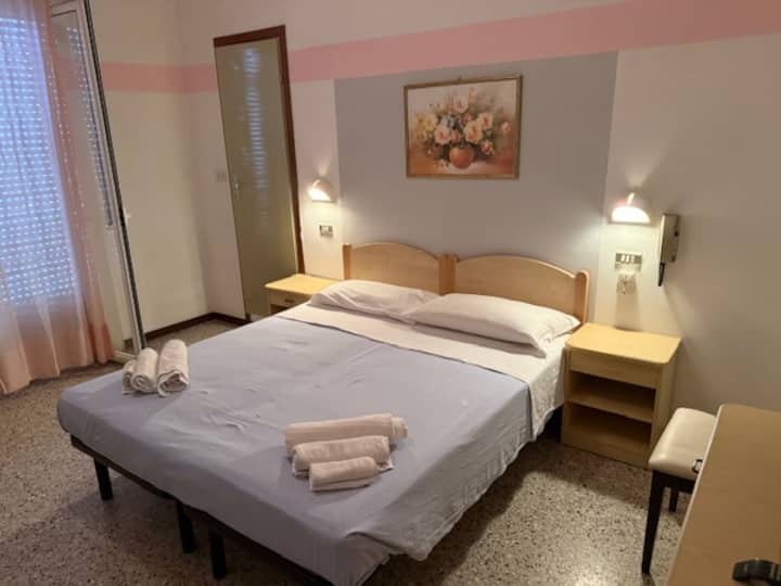 Hotel Nives Rimini 4 Pax - Rimini