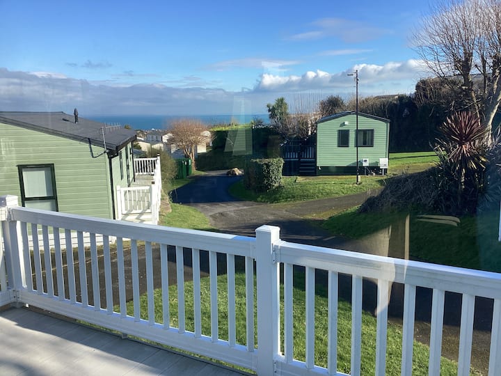 Idyllic Position In Quiet Park - Swanage