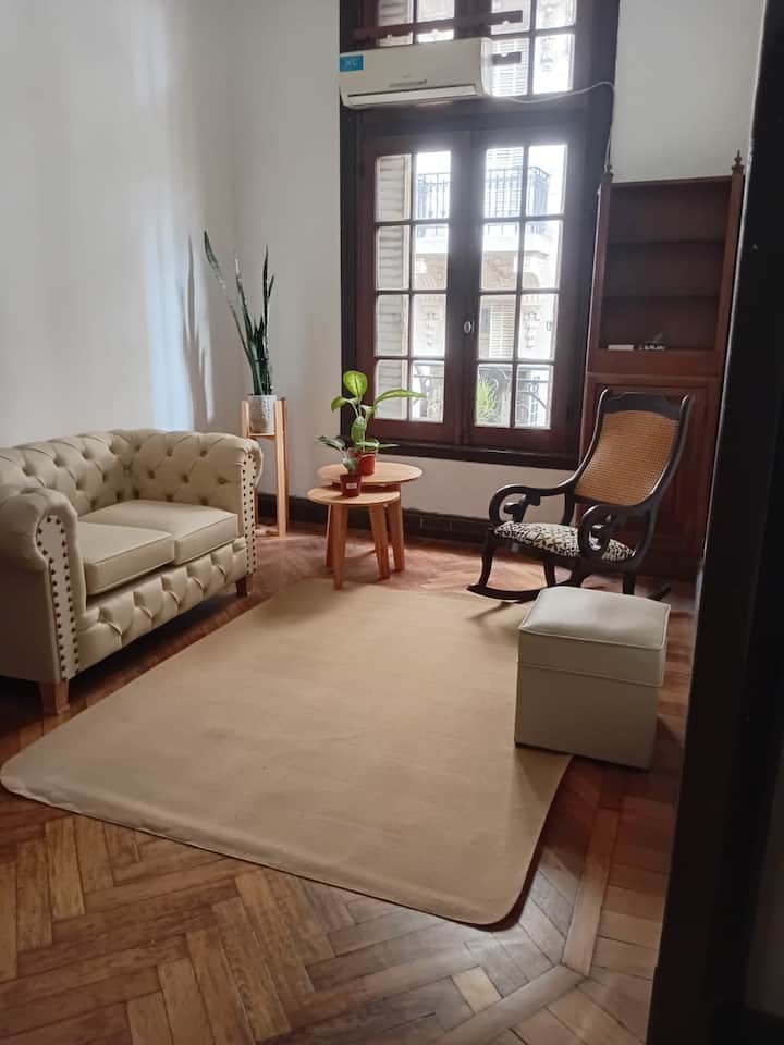 Departamento Zona Av. De Mayo Y San Jose - Buenos Aires
