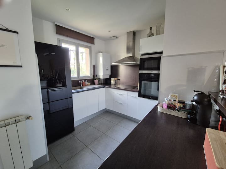 Maison De Plain-pied 3 Chambres - Entraigues-sur-la-Sorgue