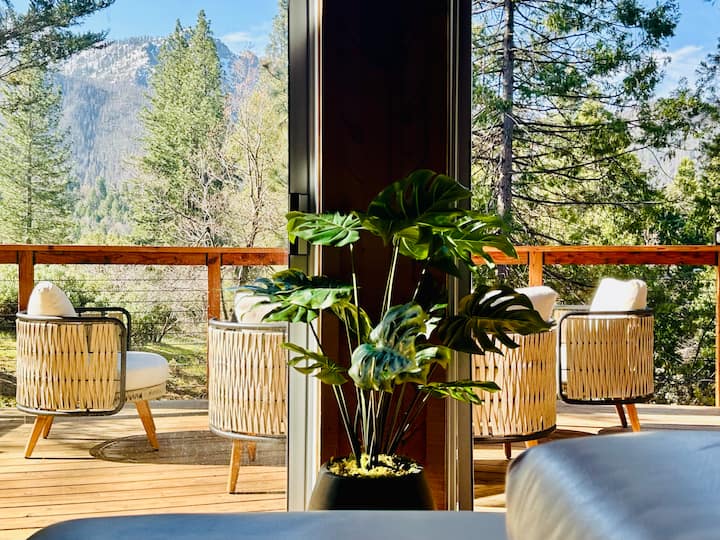 Views+play-fort+near Giant Sequoia Trails & River - Camp Nelson, CA