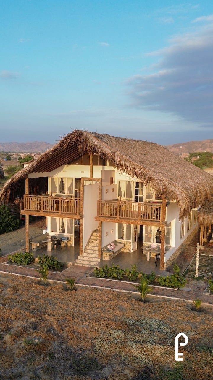 Departamento En Mancora Con Terraza Frente Al Mar - Máncora