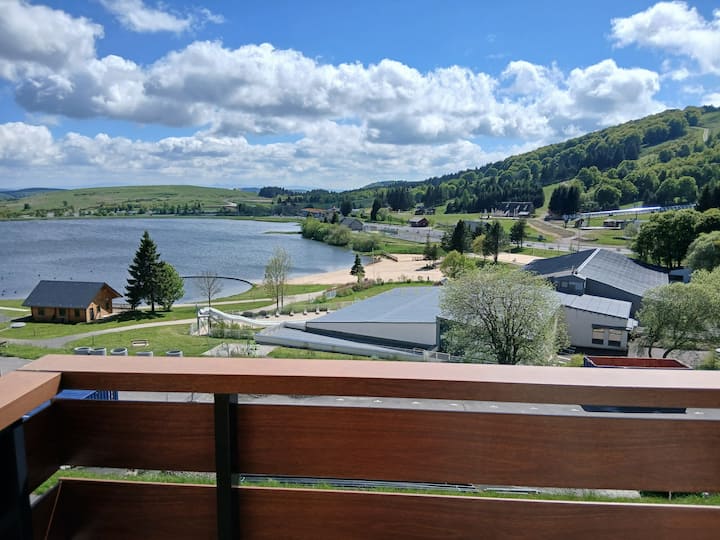 Appartement 8 Pers à Super Besse - Chambon-sur-Lac