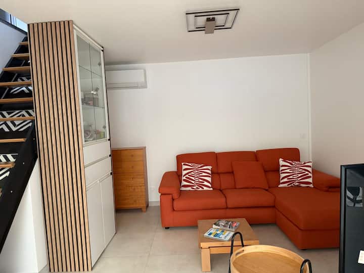 Triplex Calme, Piscine, Terrasse Et Clim - Antibes
