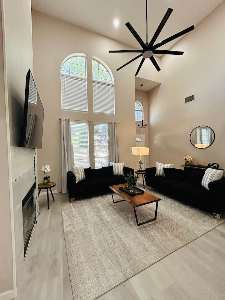 Your Retreat On The Danube - Arlington, TX