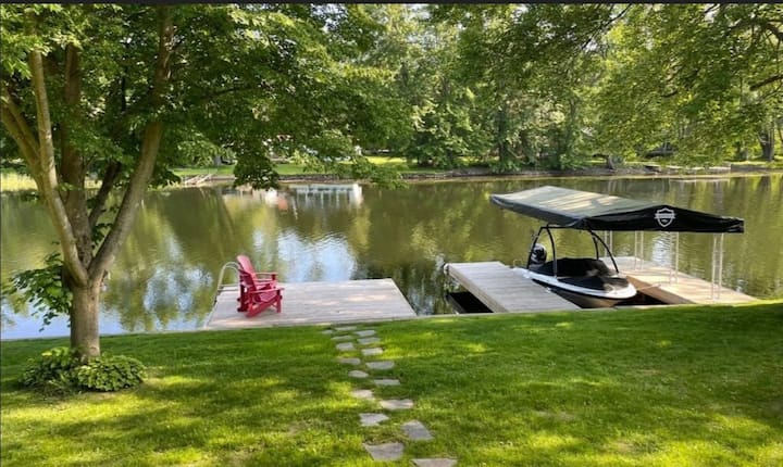 Muskoka Waterfront Getaway - Gravenhurst