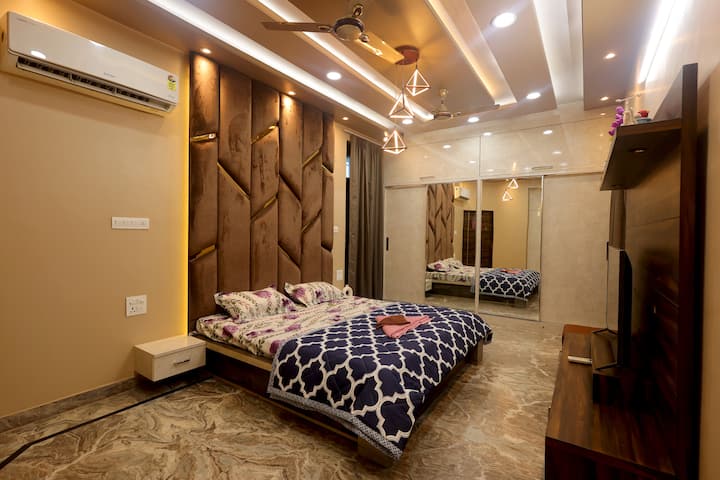 Xploor - Superluxe 5bhk Bungalow | Fully Equipped - Jaipur