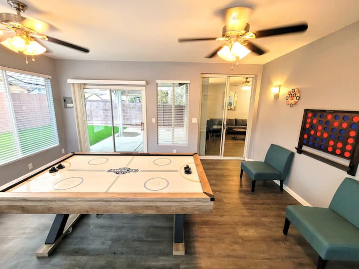 Vegas Haven With Standalone Spa - Henderson, NV