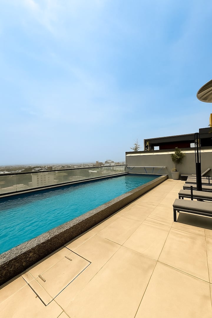 Skyline Sunsets In Americana - Guadalajara