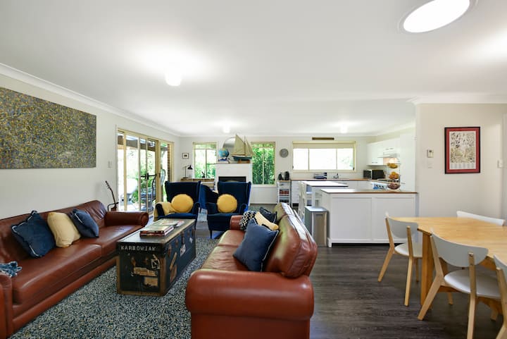 4br Cottage W/ Firepit & Pool Table - Blue Mountains