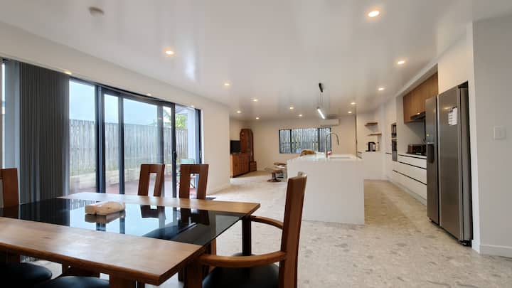 Brand-new Family Retreat In Riverhead 4br 3.5bth - Riverhead