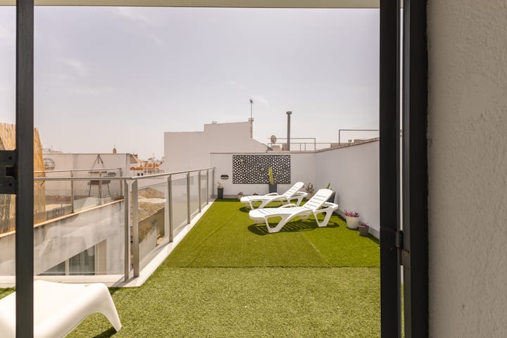 New! Amplio Y Estiloso Duplex Con Terraza Privada - Siviglia