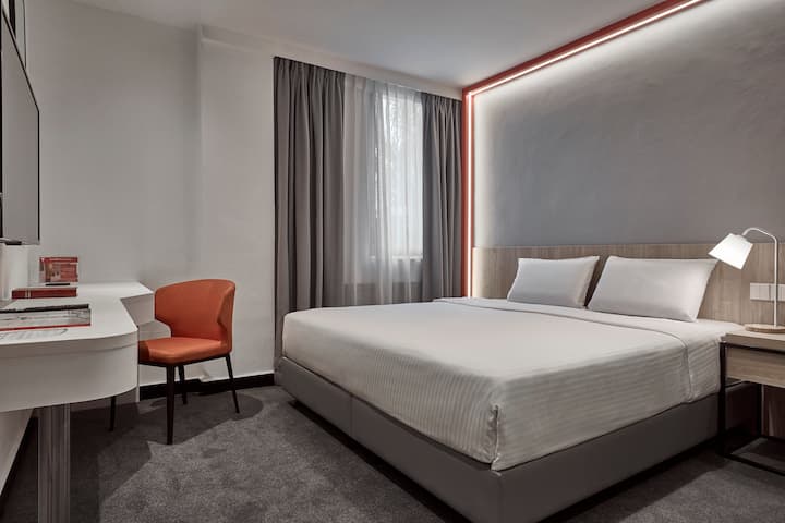 Newly Renovated Studio Stevens#2 - Singapore