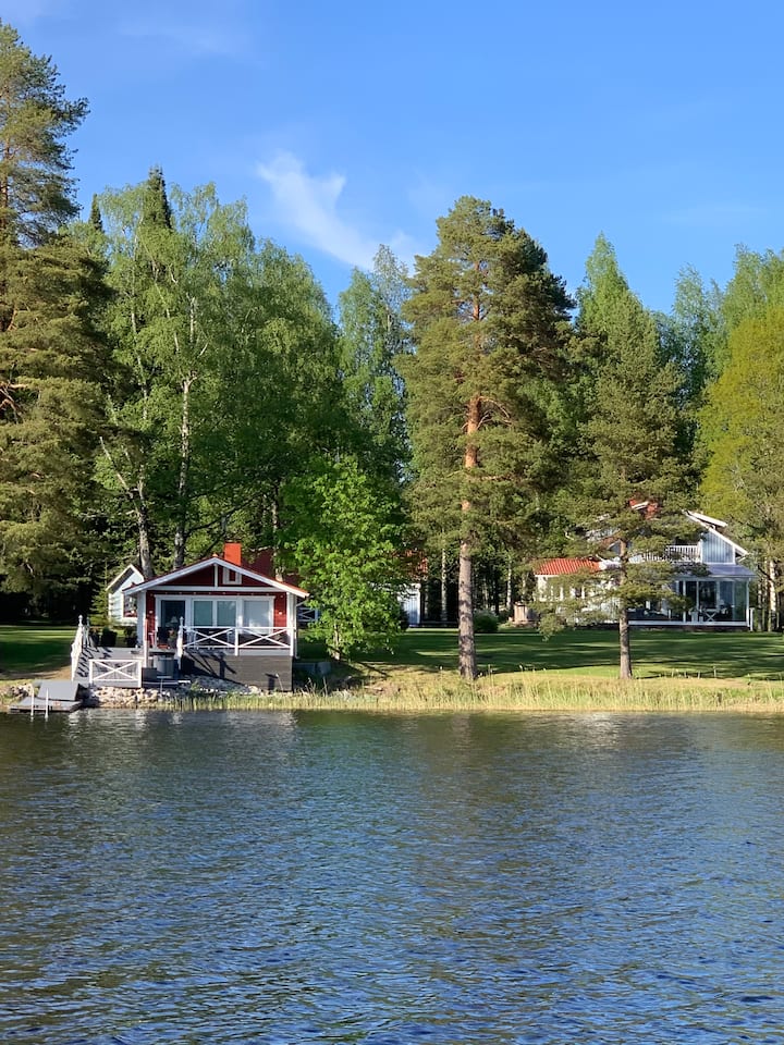 Kaunis Talo Järven Rannalla - Pieksämäki
