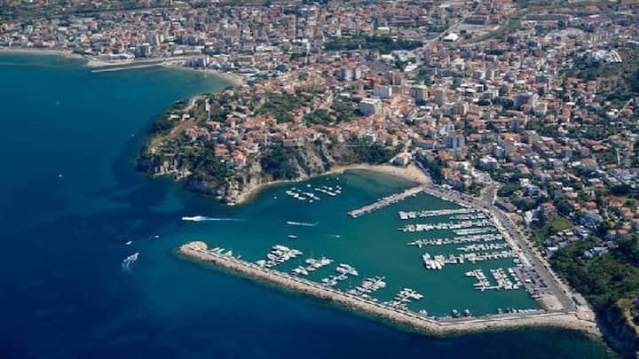 Calmo E Luminoso - Agropoli