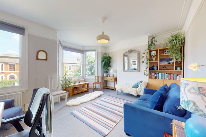 Bright 2bed: Short Walk To Woodgrange Park Station - 伊爾福德