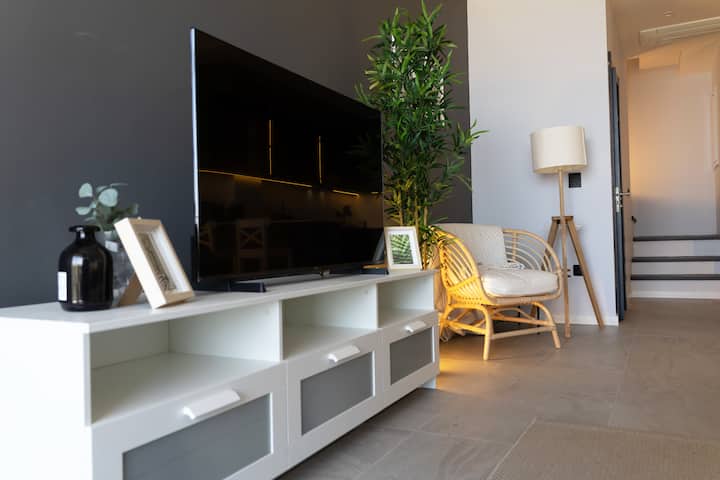 Seafront Luxury Duplex Villa - Çeşme
