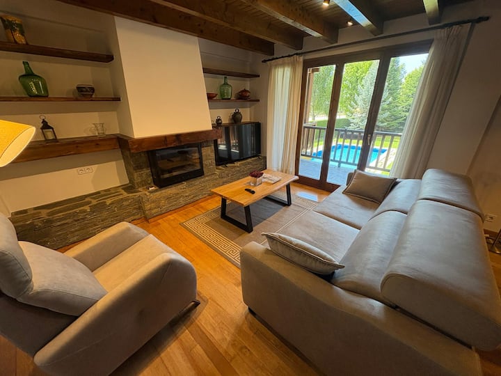 Piso Con Piscina Compartida - Alp