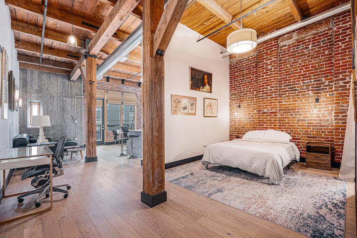 Gorgeous Historic Loft In Lodo W/ 77" Oled Screen! - 丹佛
