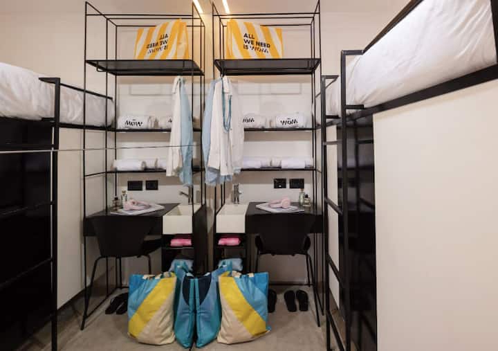 Wom Beach Hotel - King Top Pod - Tel Aviv