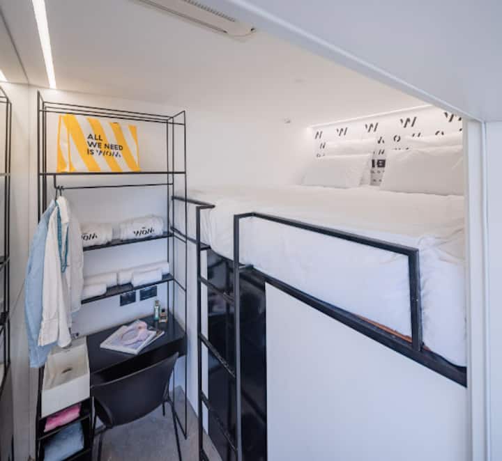 Wom Beach Hotel - King Top Pod - Tel-Aviv