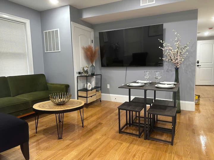 85b3 Brand New 3br/walk To Transit, Near Boston - Boston Logan Airport (BOS)
