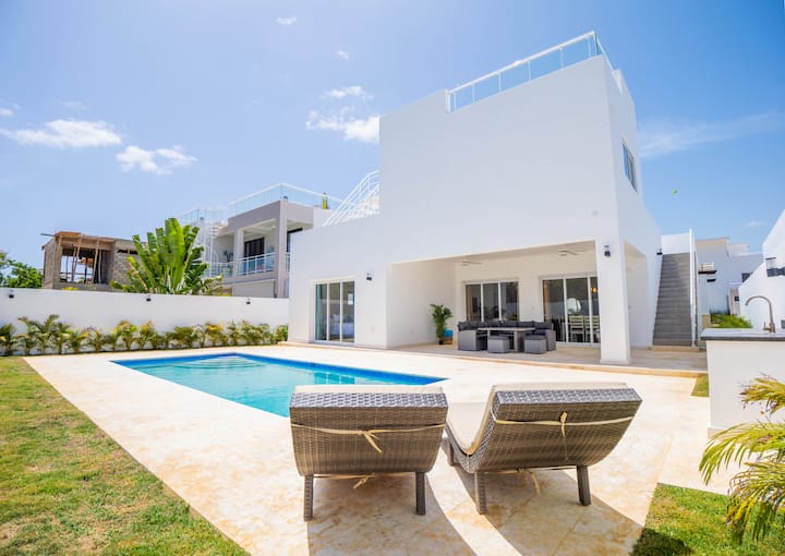 Spacious Villa In Sosua Ocean Village- 4 Bedrooms - Sosúa