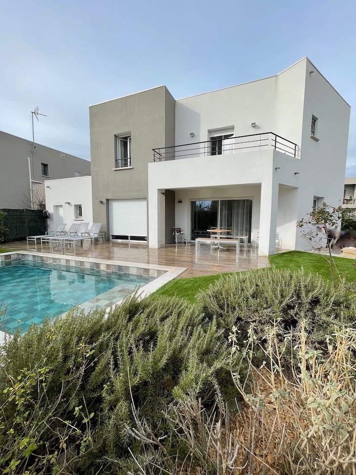 Villa St Louis 50m De La Mer+6 Vélos +Piscine+clim - Sète