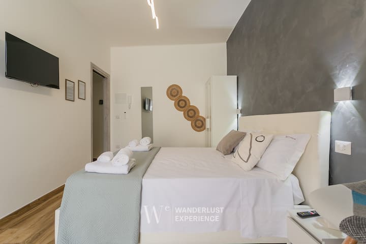 Wanderlust Experience | Sunset | We 2 - Mola di Bari