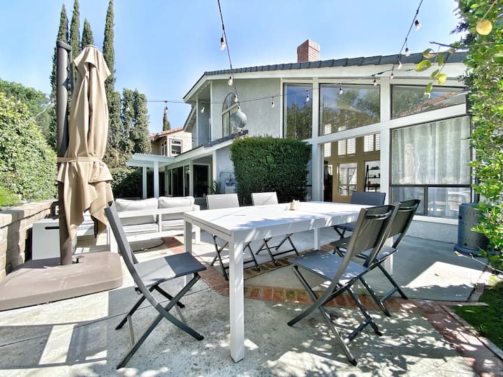 Peaceful Lakeside Family Retreat With The Pool - Rancho Santa Margarita, CA