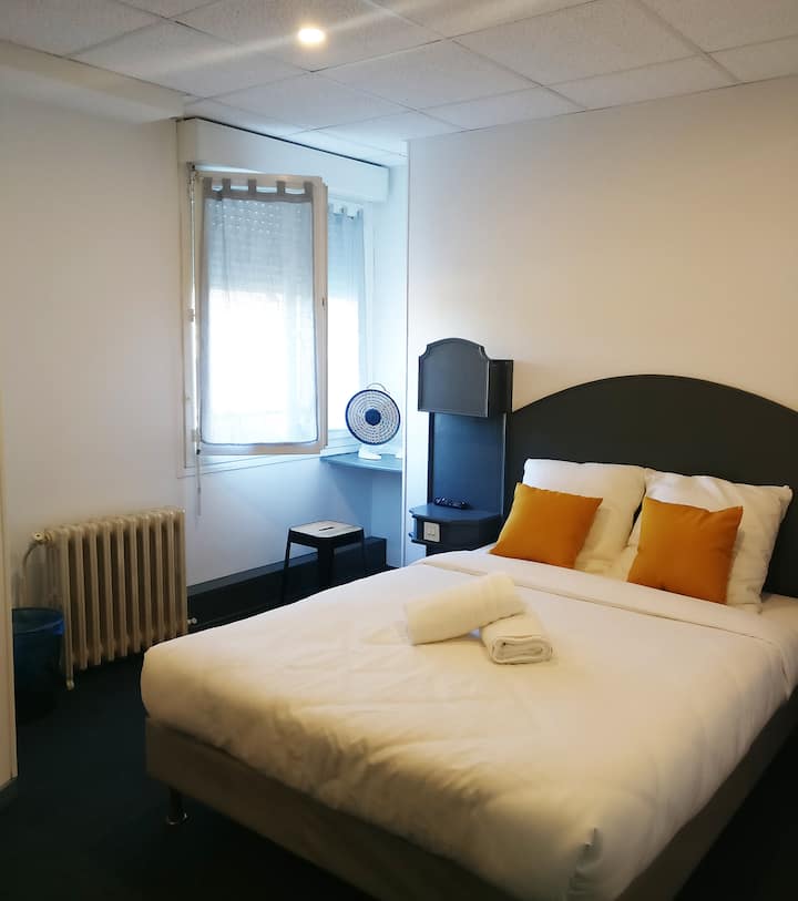 Hébergement à Bourg-et-comin - Chamouille