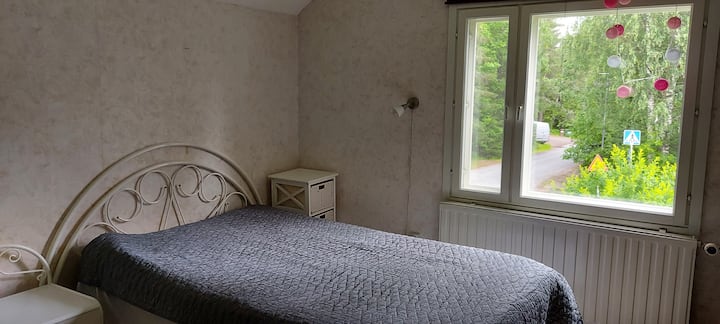 Yläkerran Huone Omakotitalossa - Jyväskylä
